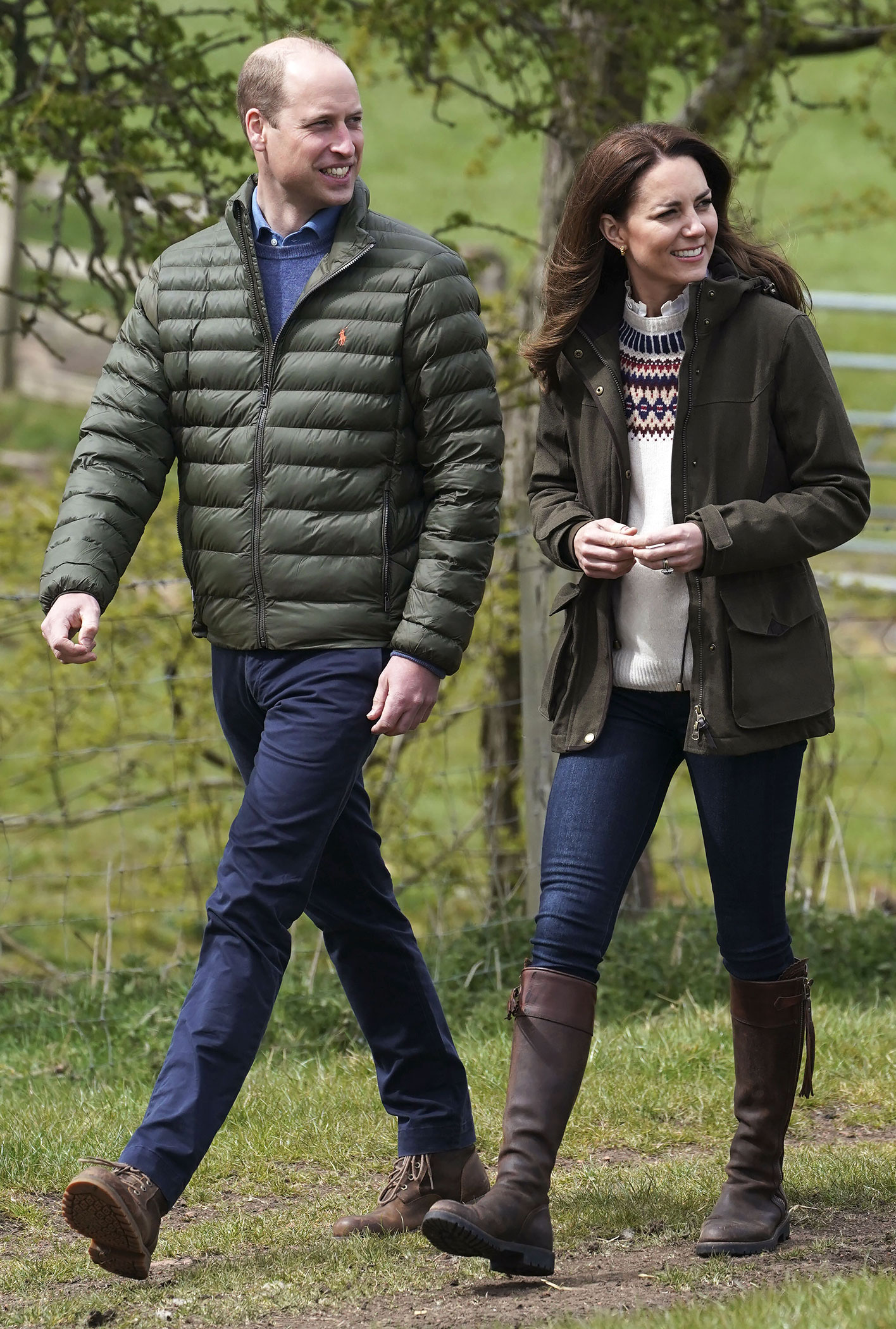 Kate Middleton, Prince William Color Coordinate Their Outfits: Pics ...