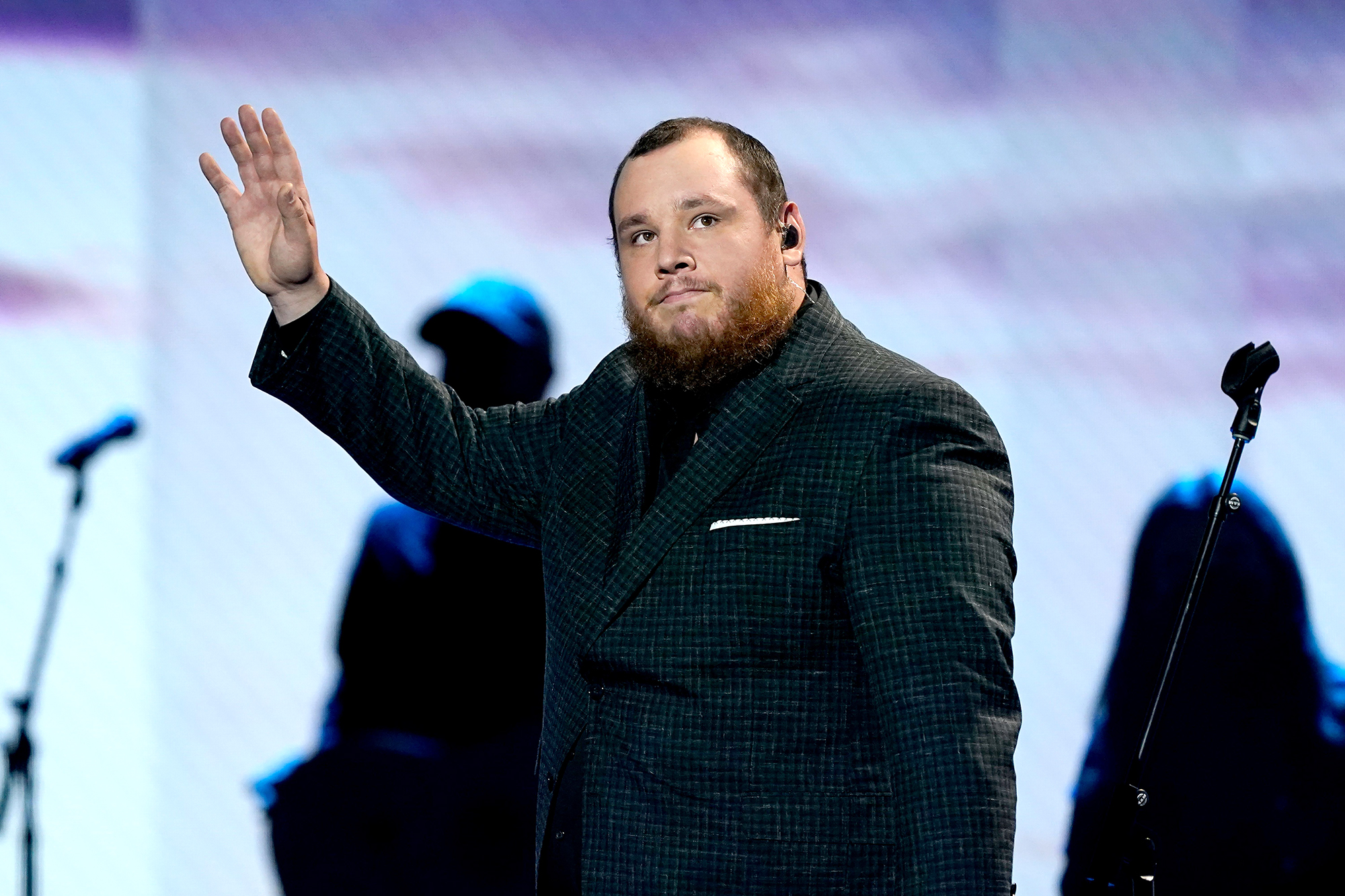 luke combs News - Us Weekly