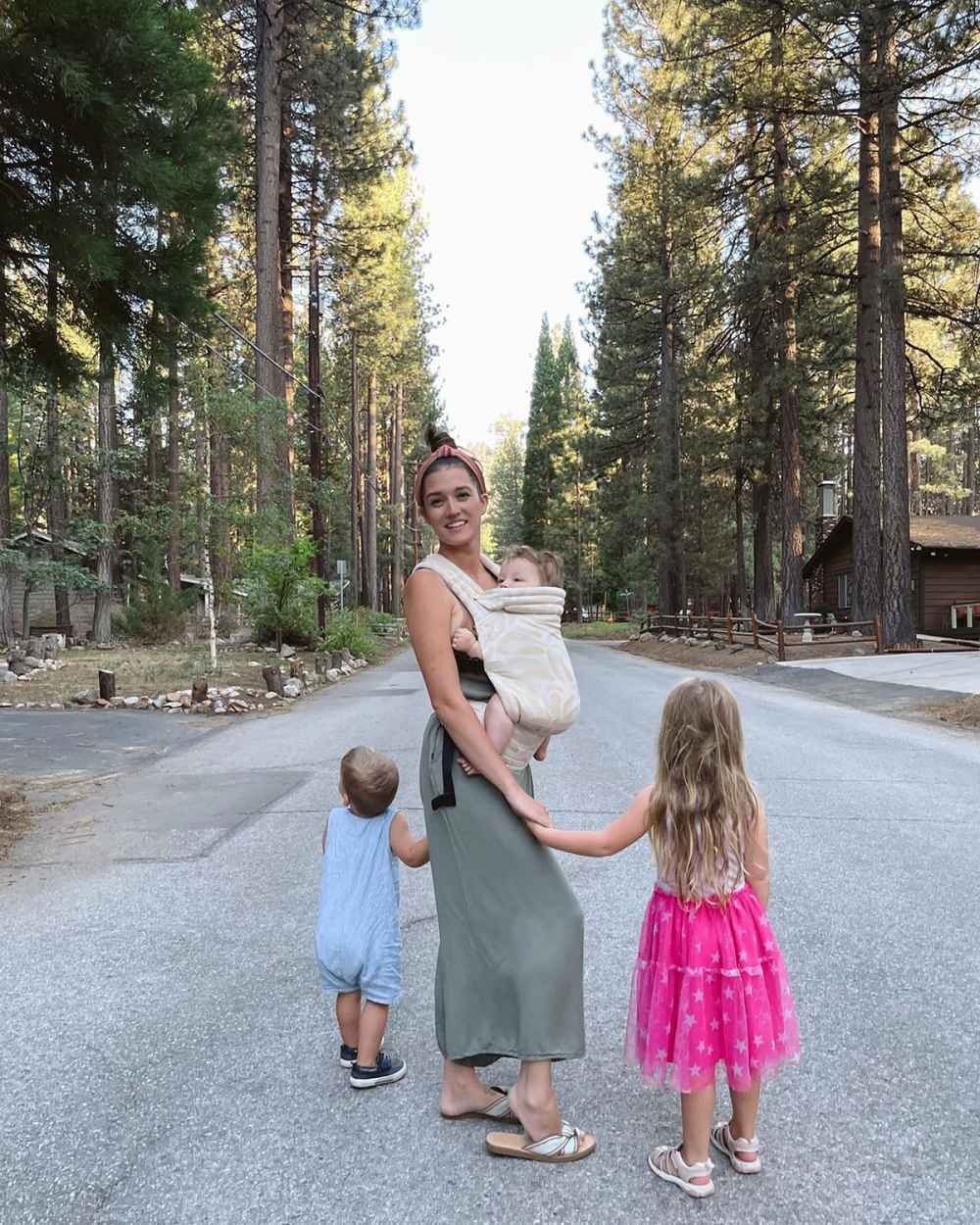 Jade Roper, Tanner Tolbert’s Cabin Build Family: Photos | Us Weekly
