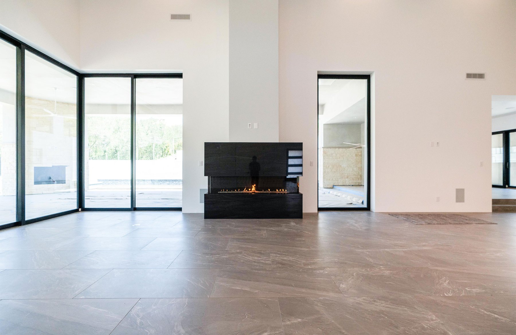 Inside Jade Roper, Tanner Tolbert’s Orange County Home: Pics | Us Weekly