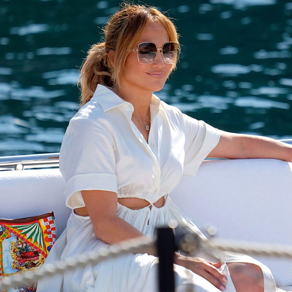 Inside Jennifer Lopez, Ben Affleck’s PDA-Filled Getaway: Photos | Us Weekly