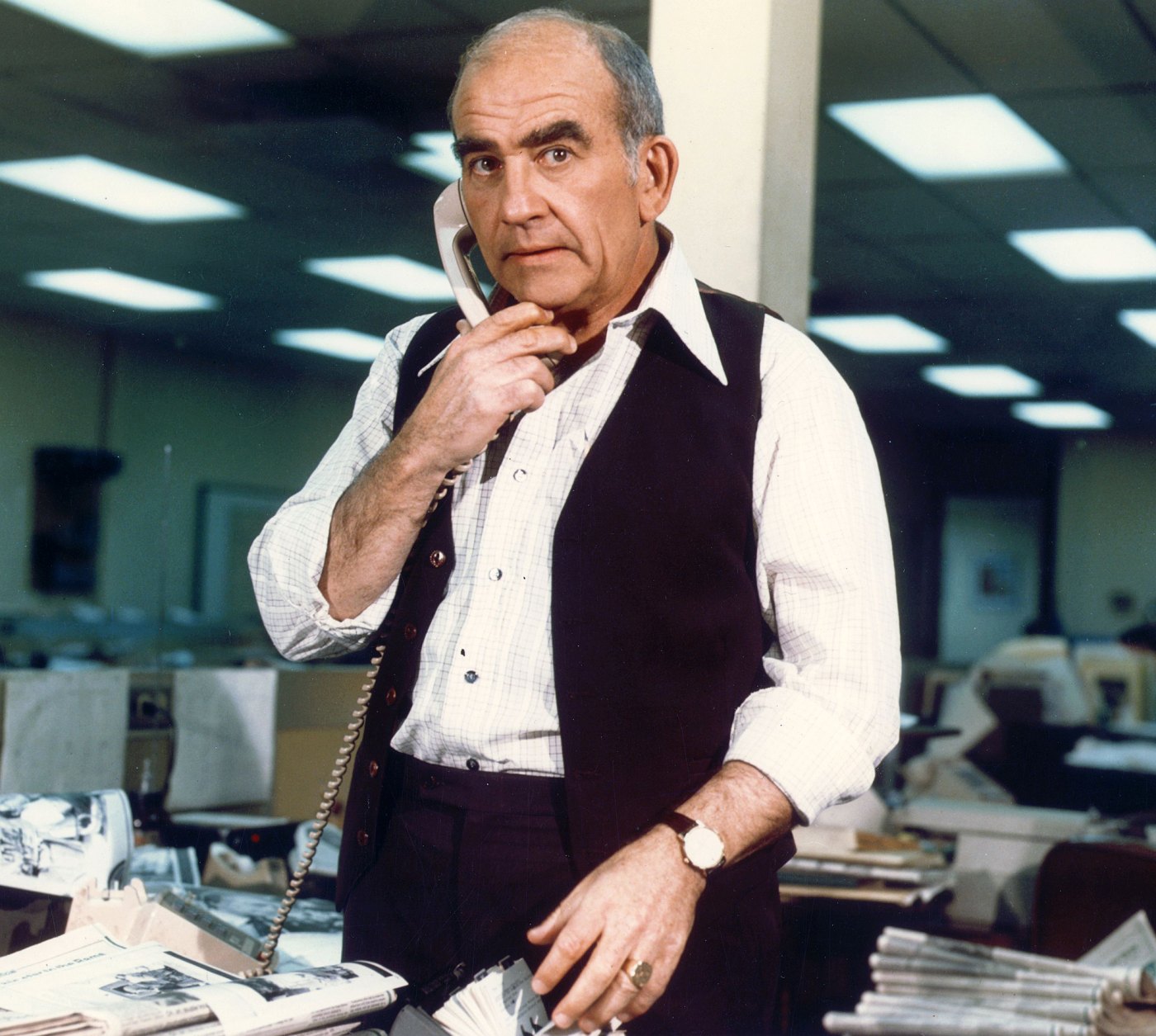 Ed Asner Dead at 91: ‘Mary Tyler Moore’ Star Leaves Huge Legacy | Us Weekly