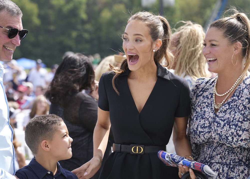 Derek Jeter’s Wife Hannah, Daughters Attend Hall of Fame Induction | Us ...