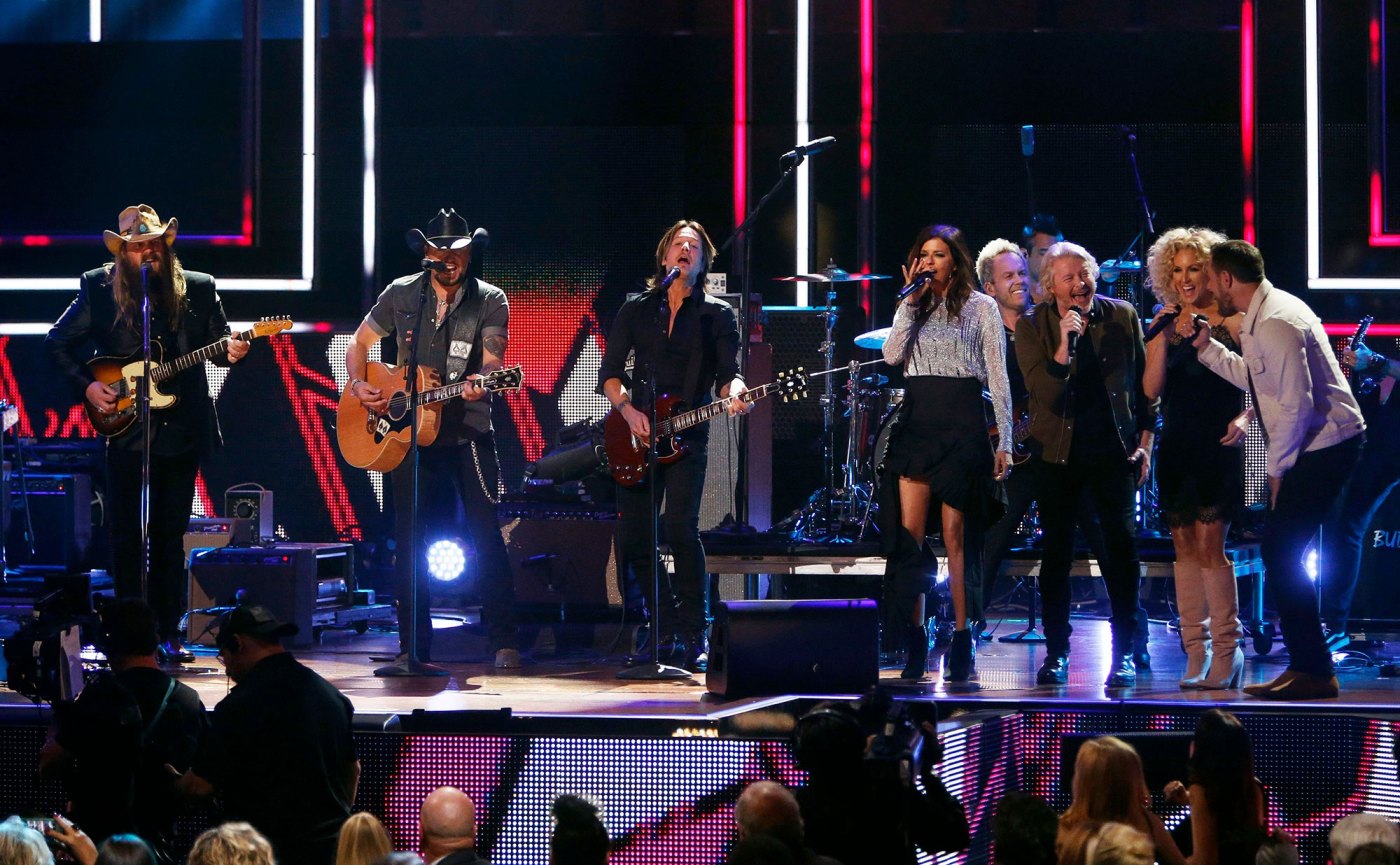 CMT Artists of the Year 2021: Everything to Know | Us Weekly