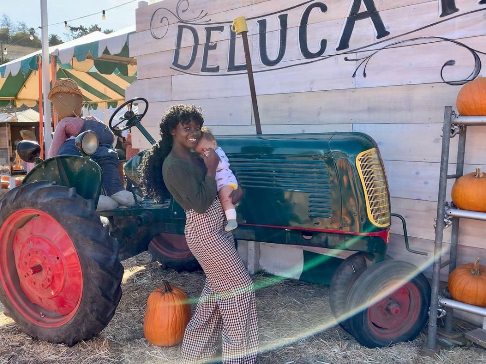 Celeb Families’ Pumpkin Patch, Apple Picking Photos in Fall 2021 | Us ...