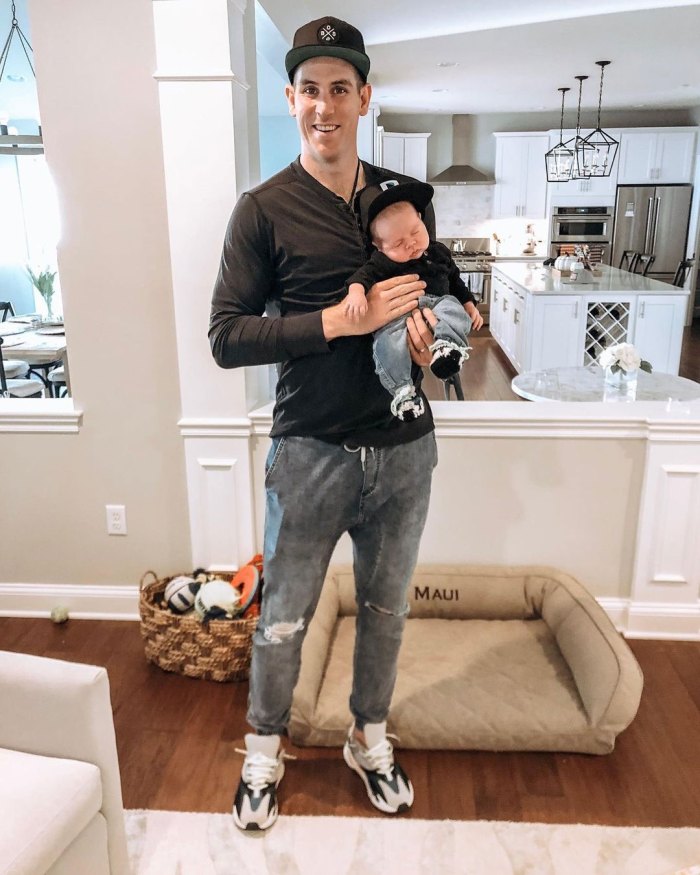 Jimmy Hayes' Sweetest Family Moments With Wife Kristen, Sons: Pics | Us ...