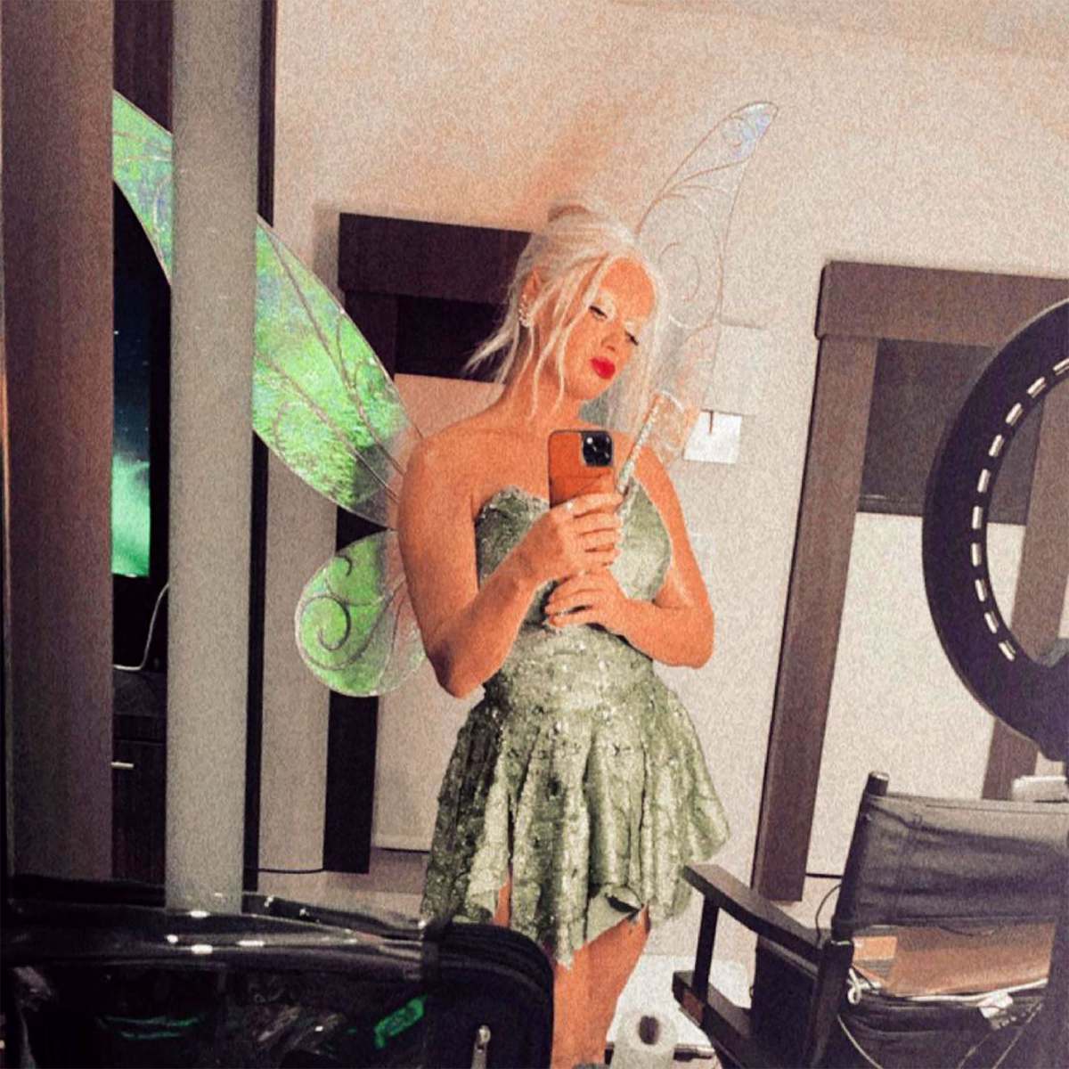 Chandelier Hats! Smurfette Dresses! Katy Perry’s Craziest Style Moments ...