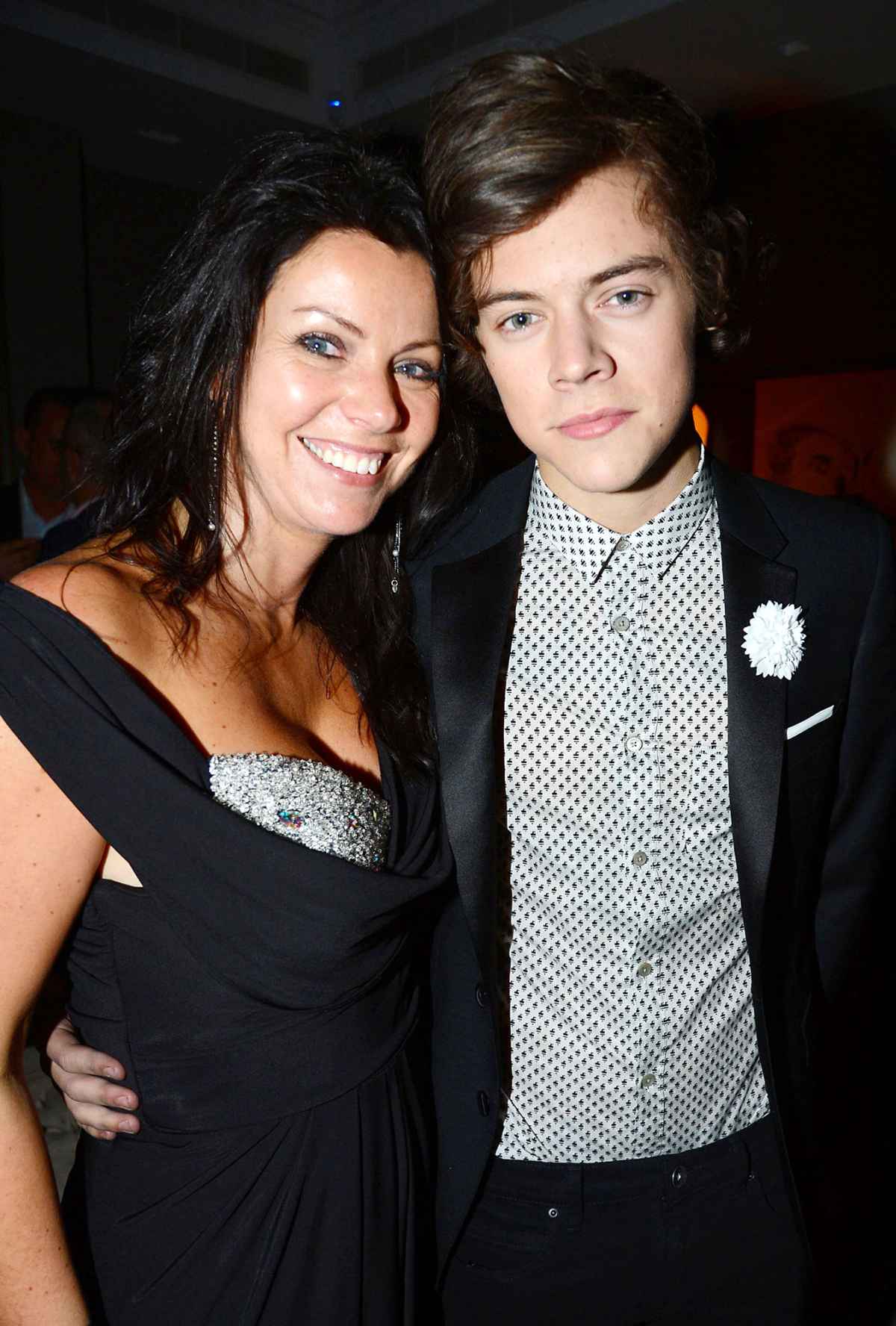 Olivia Wilde Brings Kids to Harry Styles' Concert With His Mom | Us Weekly