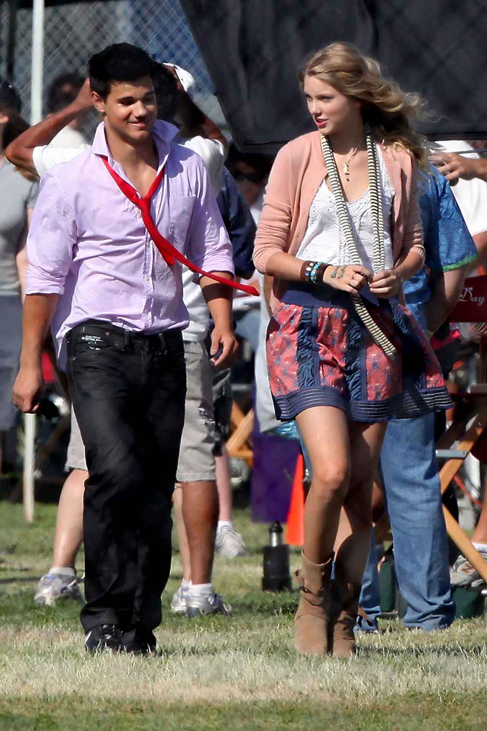 Taylor Swift, Taylor Lautner’s Timeline: 'Back to December' Explained ...