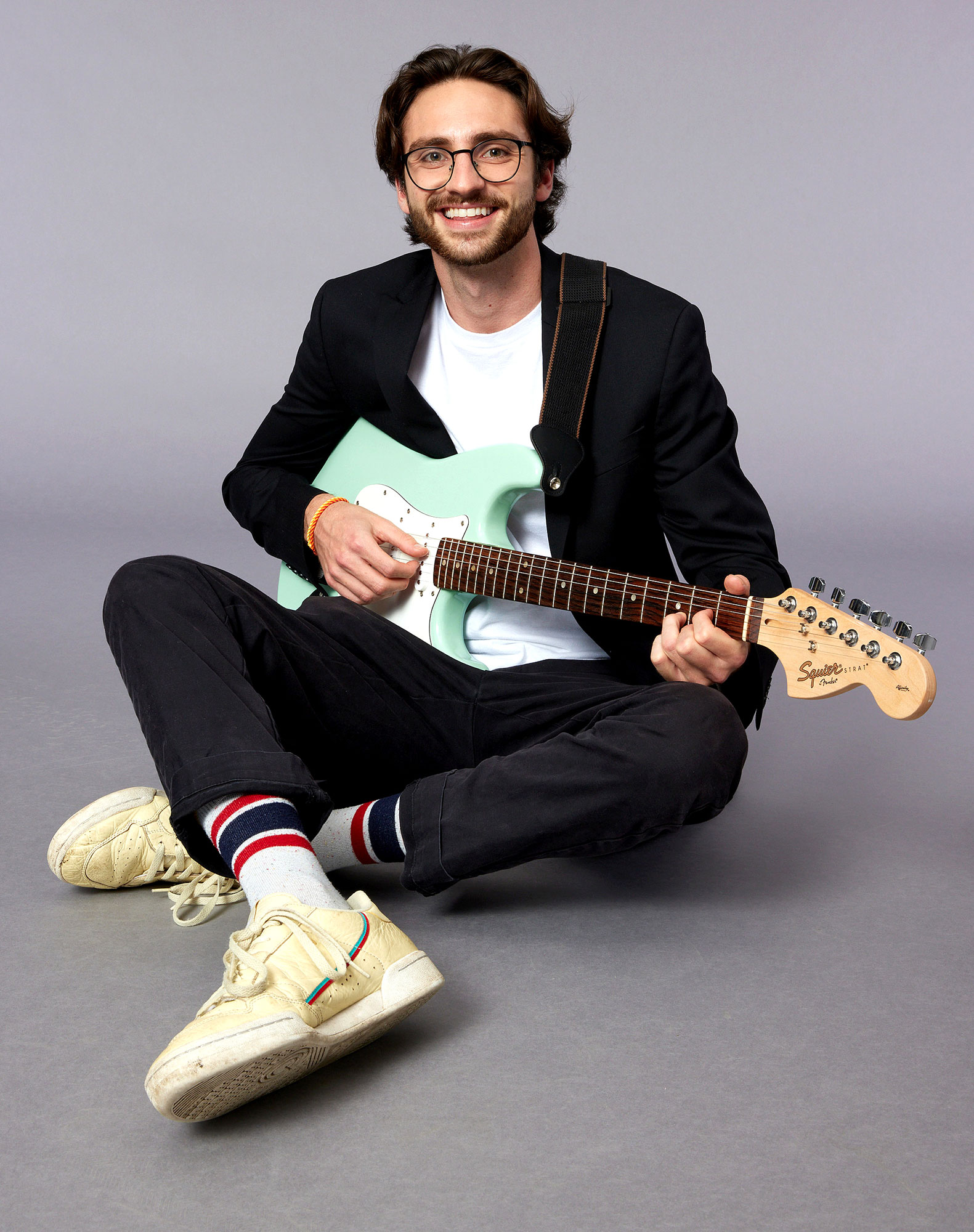 'Twentysomethings: Austin' Cast: Meet the 8 Strangers in Netflix Show ...