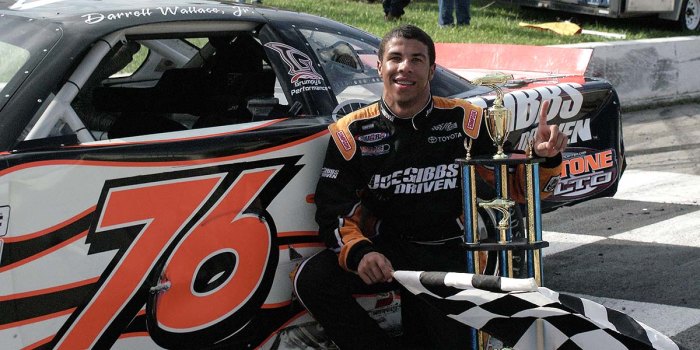 Bubba Wallace: What to Know About the Star of Netflix’s ‘Race’ | Us Weekly