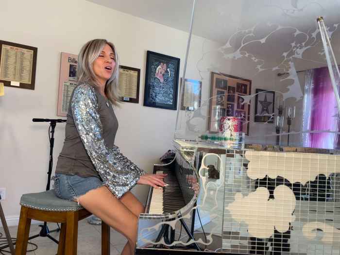 Debbie Gibson News - Us Weekly