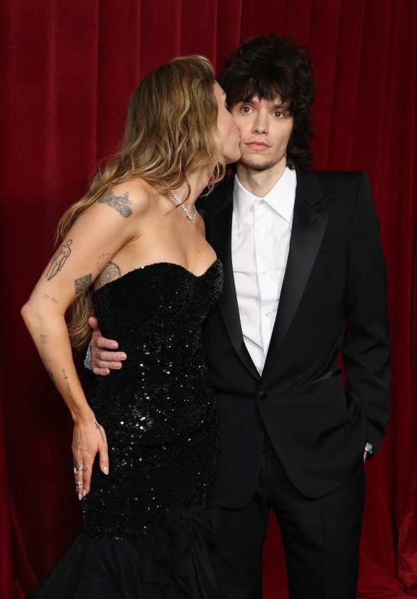 Who Is Miley Cyrus' Fiance? What to Know About Singer Maxx Morando | Us ...