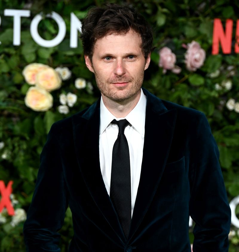 Bridgerton's Rupert Young Has 'Hope' for Jack Featherington's Return ...