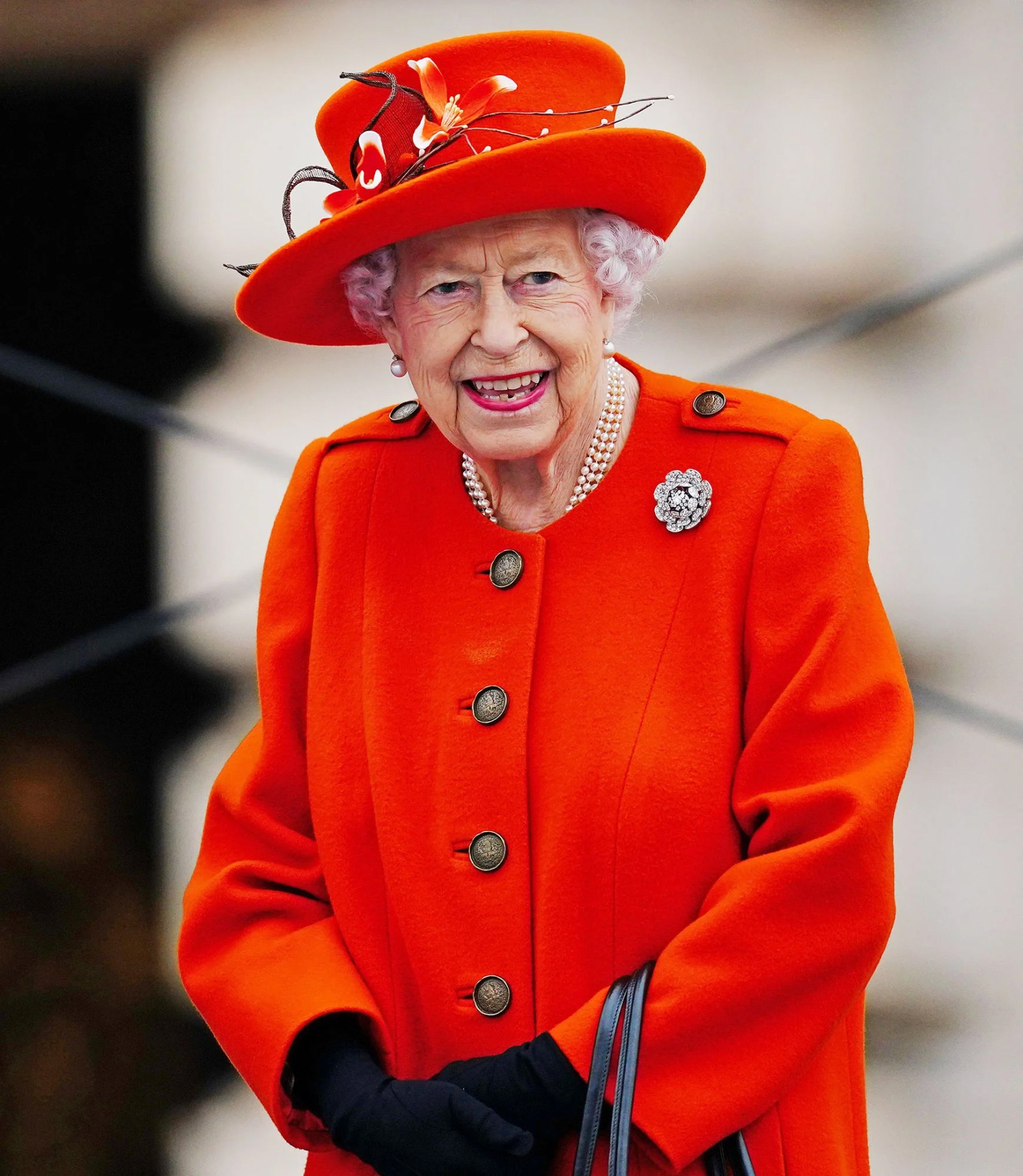 Queen Elizabeth II Travels to Sandringham Estate for 96th Birthday | Us ...