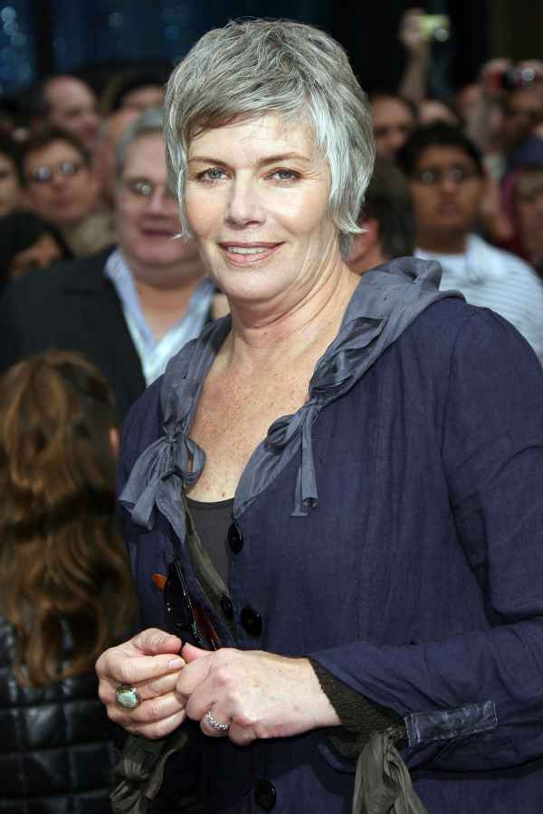 Kelly McGillis News - Us Weekly