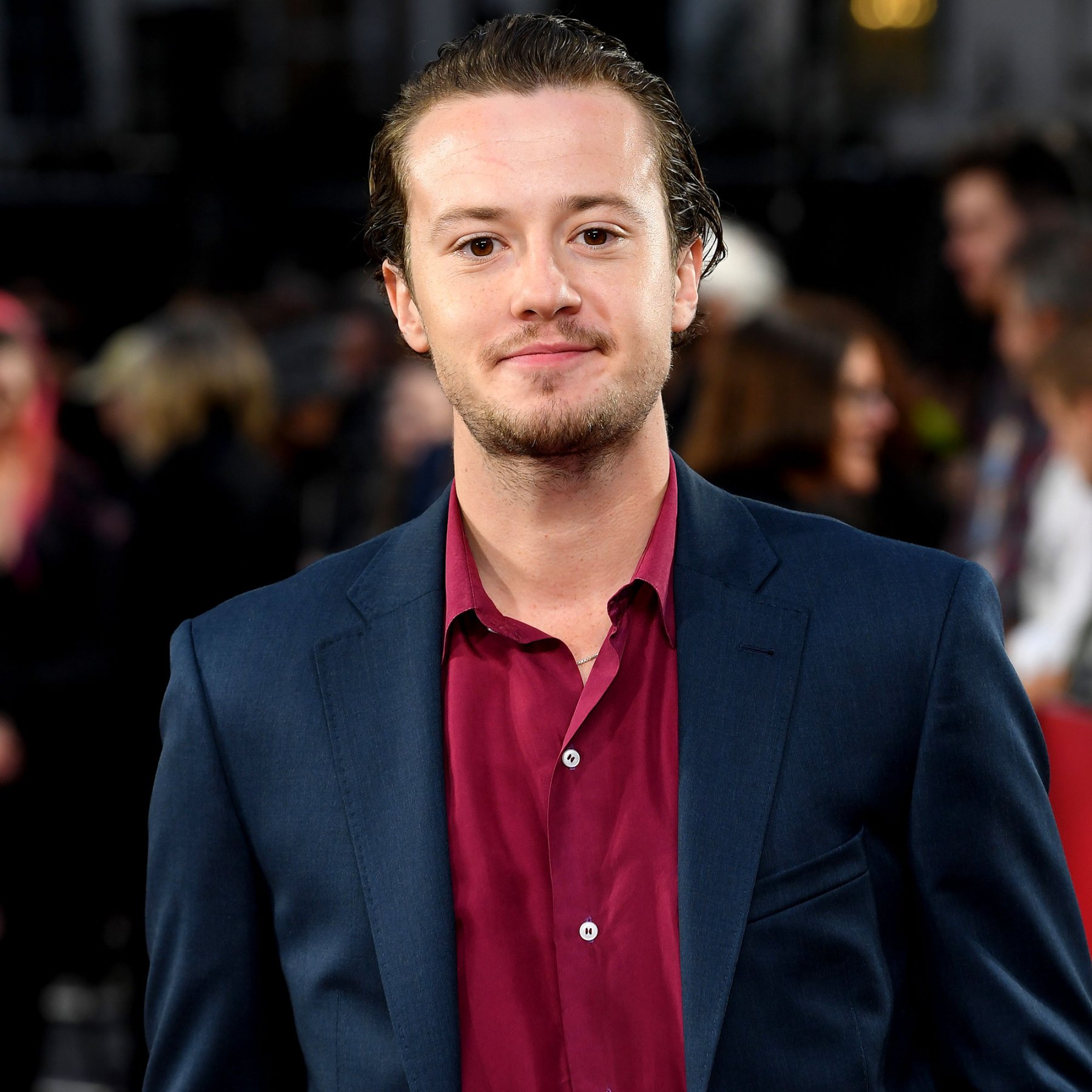 Who Is Joseph Quinn? 5 Things to Know About ‘Stranger Things’ Actor ...