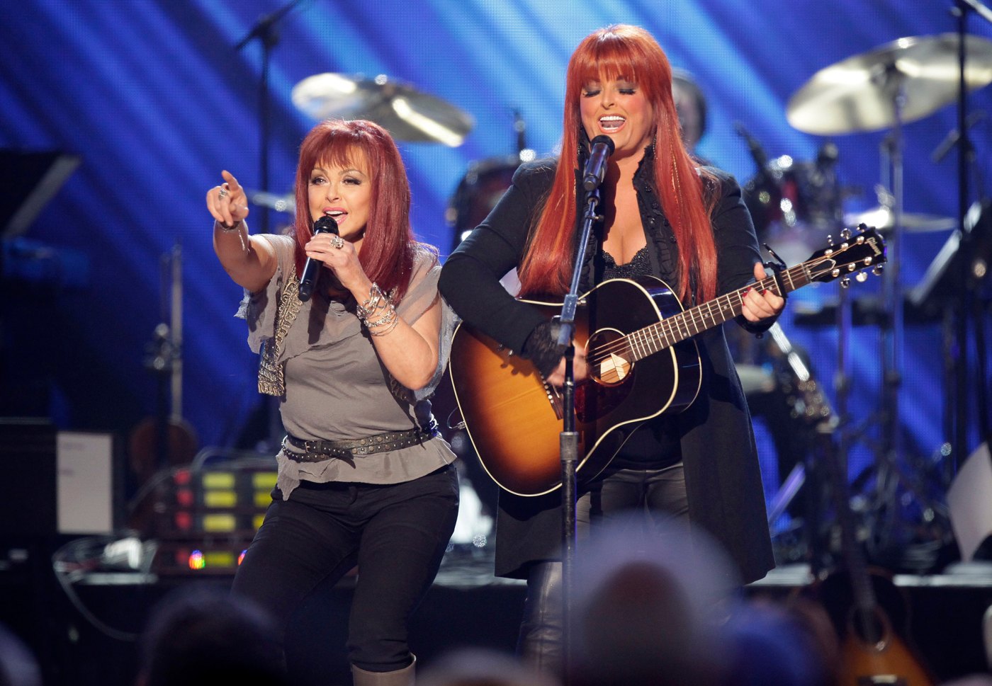 Wynonna Judd Mourns Late Mom Naomi: Not How 'The Judds' Story Ends ...