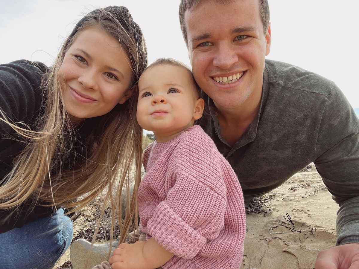 Bindi Irwin, Chandler Powell’s Family Photos With Daughter Grace | Us ...
