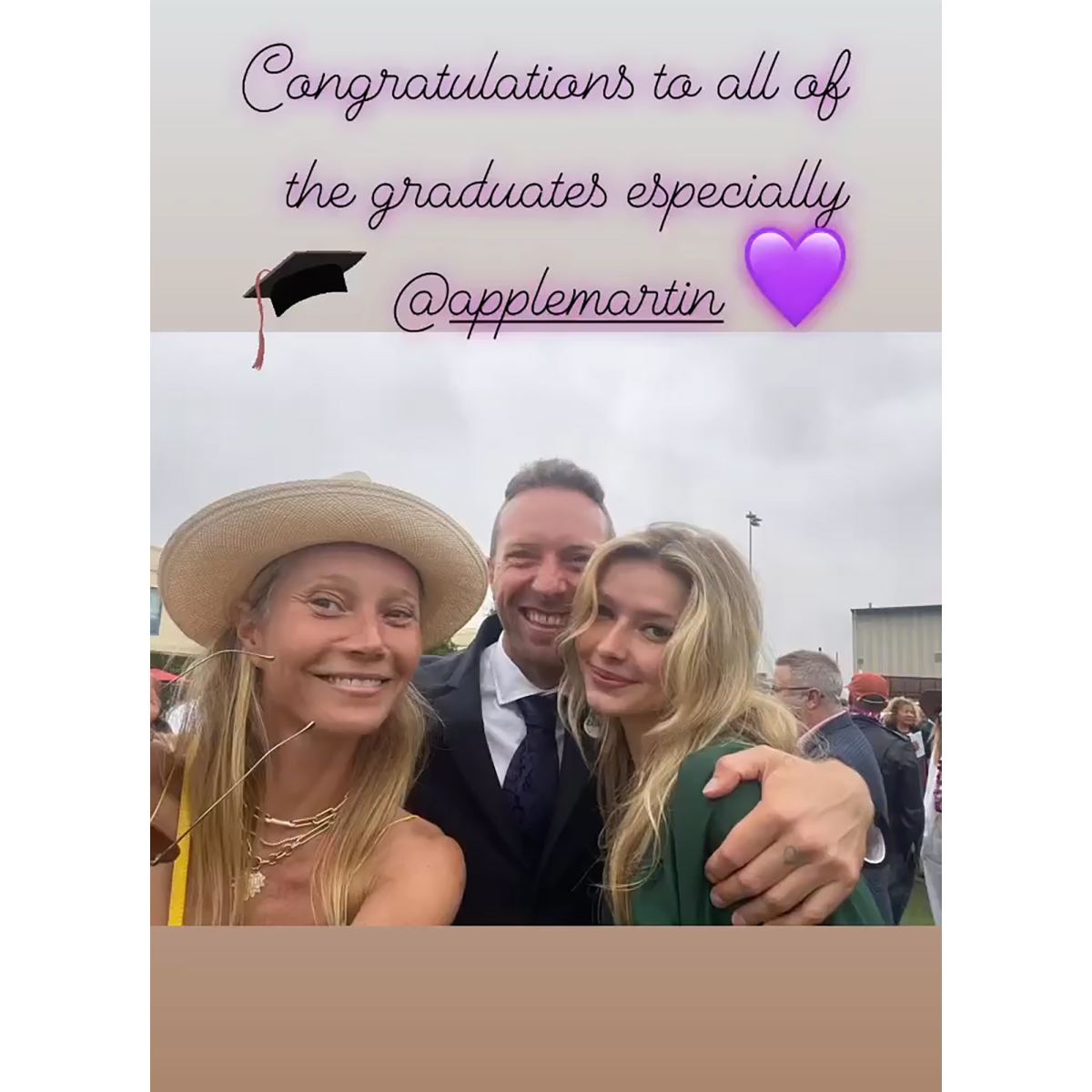 Gwyneth Paltrow, Chris Martin Celebrate Apple’s Graduation: Photo