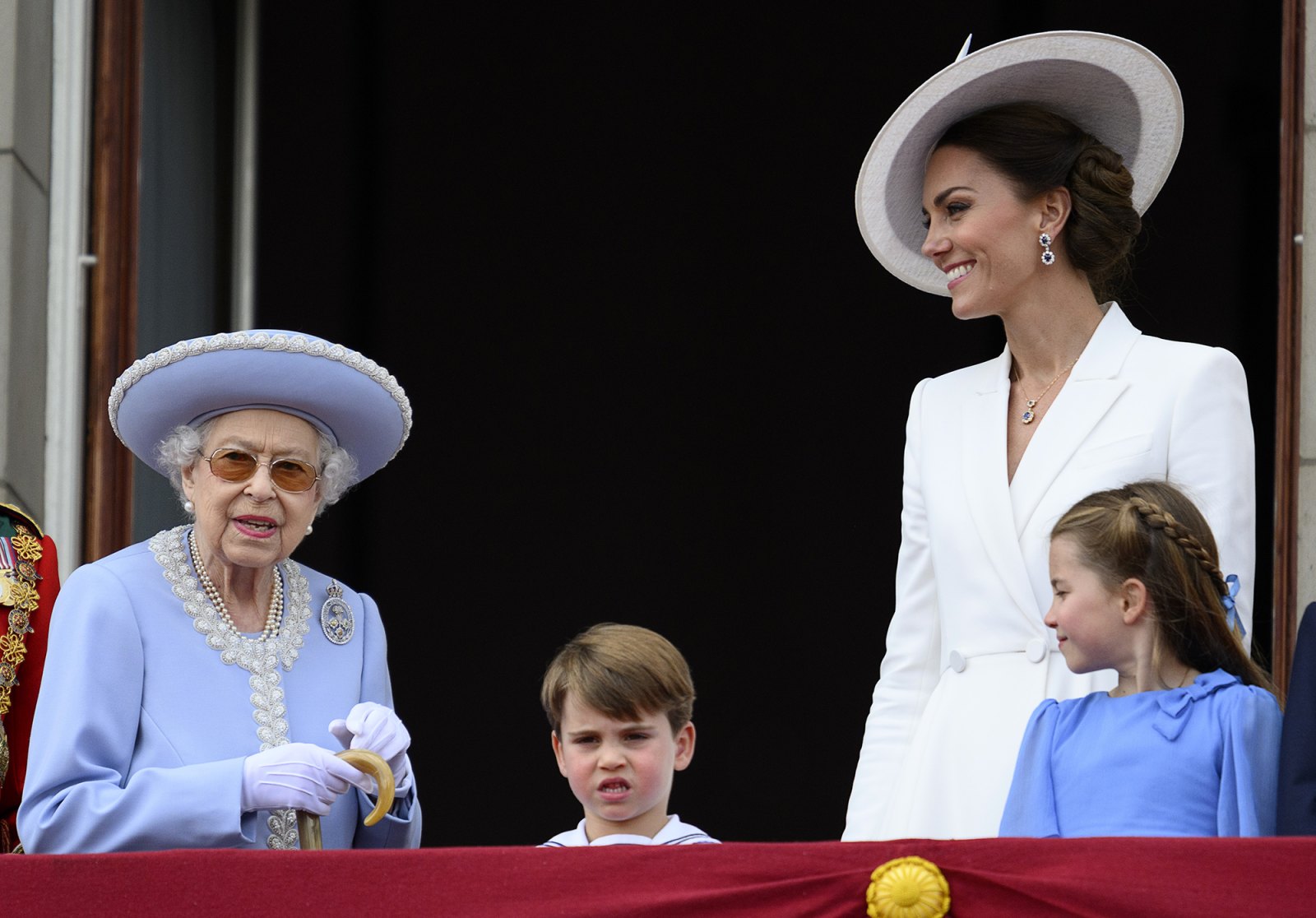Kate Middleton Shares Queen Elizabeth Health Update Amid Jubilee | Us ...