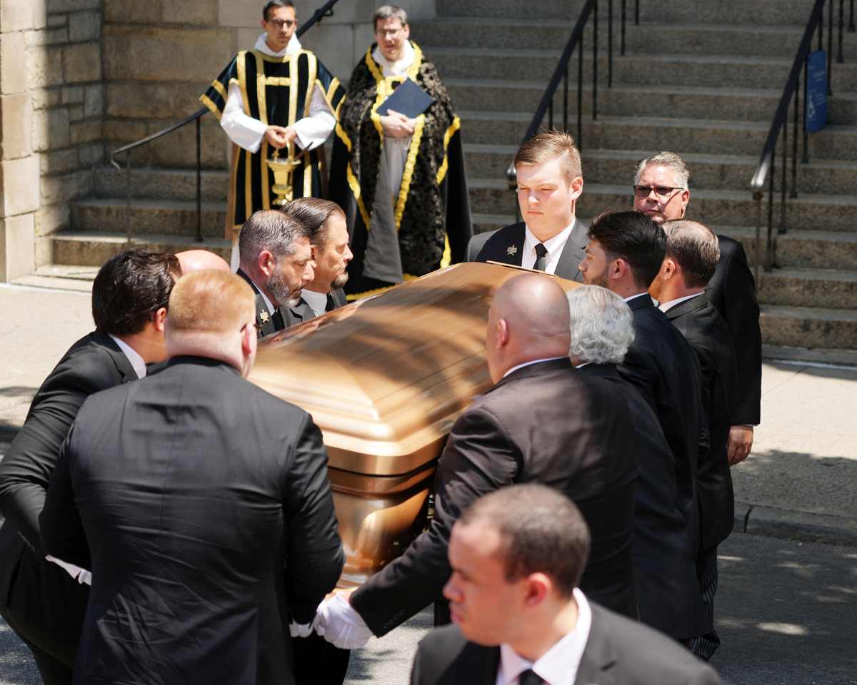 Ivana Trump's Funeral: Donald Trump, More Family Attend