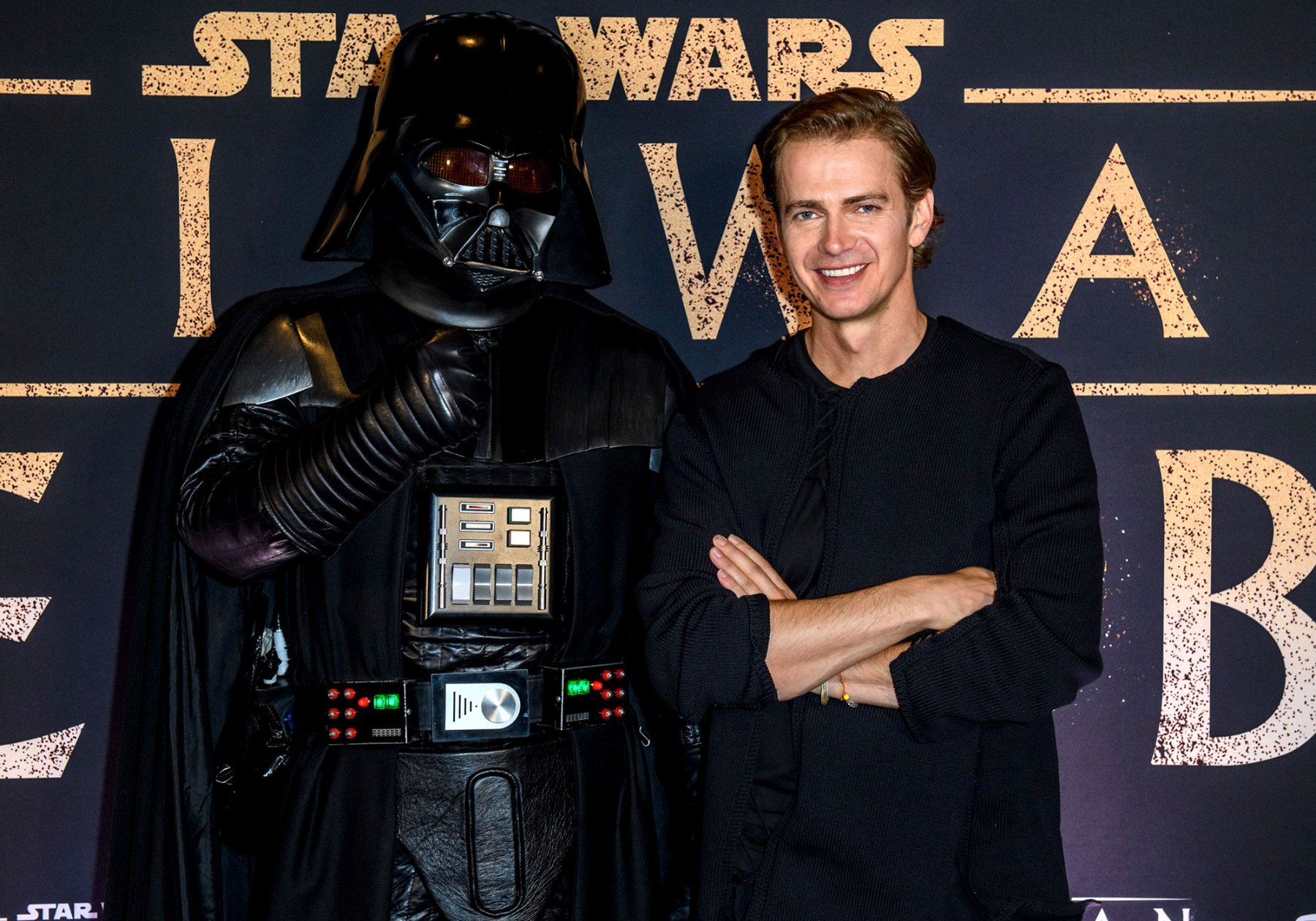 Hayden Christensen Gained '25 or 30' Lbs to Play Darth Vader Again | Us ...
