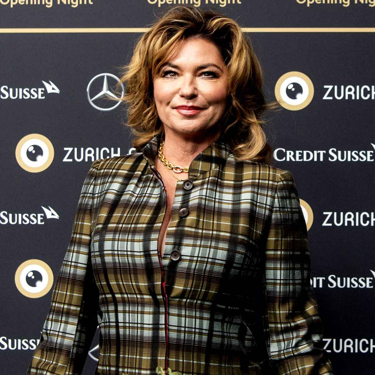 Shania Twain Details 'Scary' Lyme Disease Battle in Netflix Doc | Us Weekly