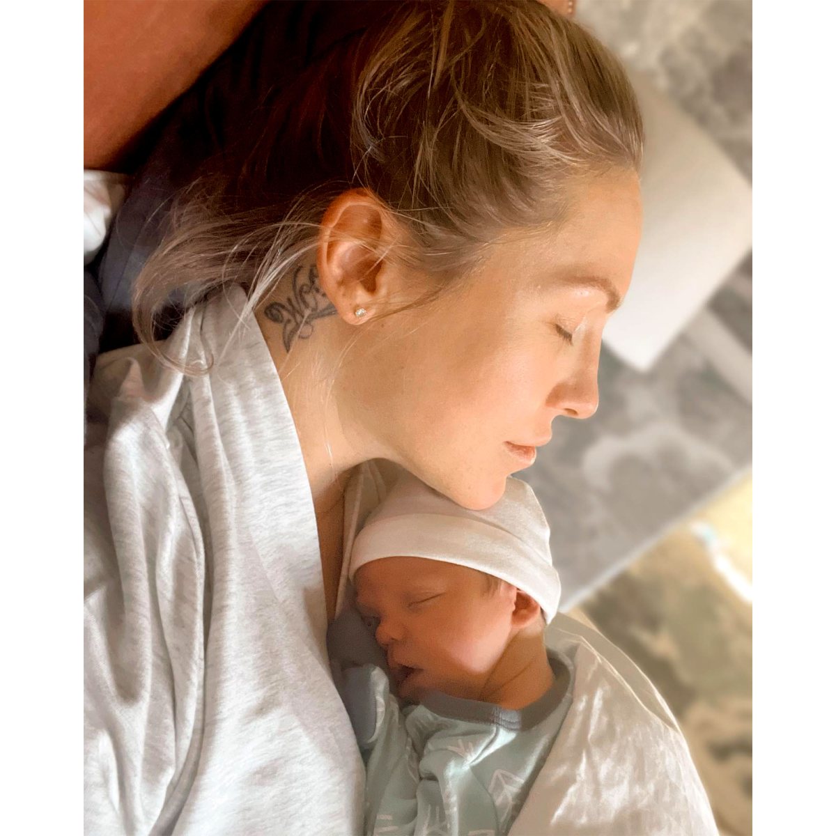 Sharna Burgess: I Couldn't Look at Newborn Son 'Without Weeping' | Us ...