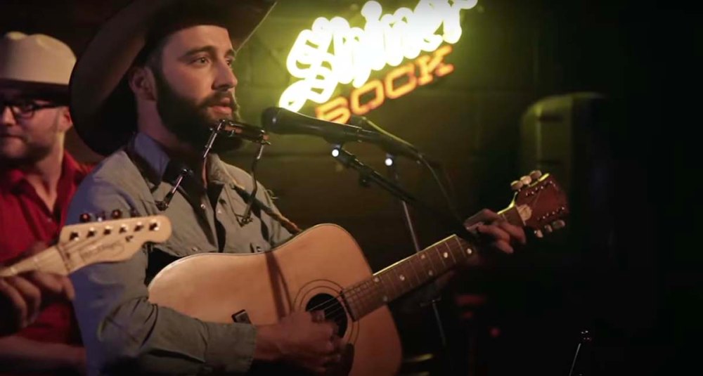 Luke Bell Dead at 32: 5 Things to Know About the Country Star | Us Weekly