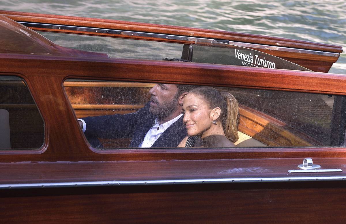 Jennifer Lopez And Ben Affleck Boat
