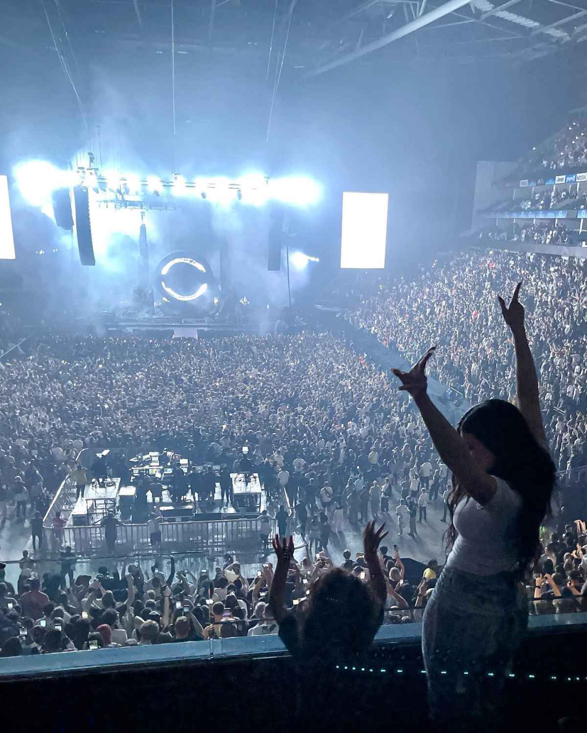 Kylie Jenner, Stormi Support Travis Scott at London Concert: Pics | Us ...