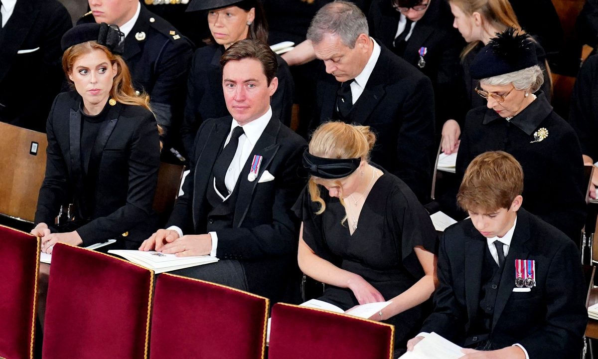 Princess Beatrice, Edoardo Mapelli Mozzi Attend Queen's Funeral | Us Weekly