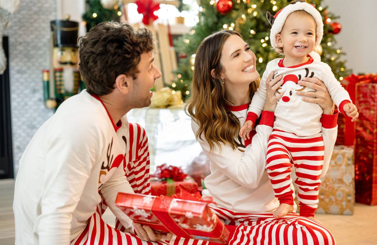 Mandy Moore Stars in Holiday Ad With Taylor Goldsmith, Son: Pics | Us ...