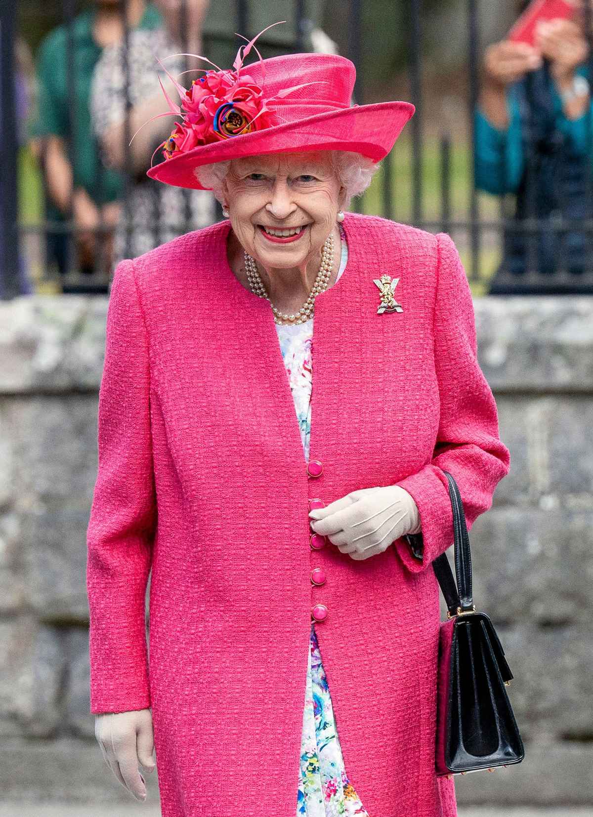Queen Elizabeth II Dead: 'The Crown' Pauses Season 6 Production | Us Weekly