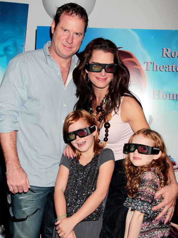 Brooke Shields, Chris Henchy's Family Album With 2 Daughters