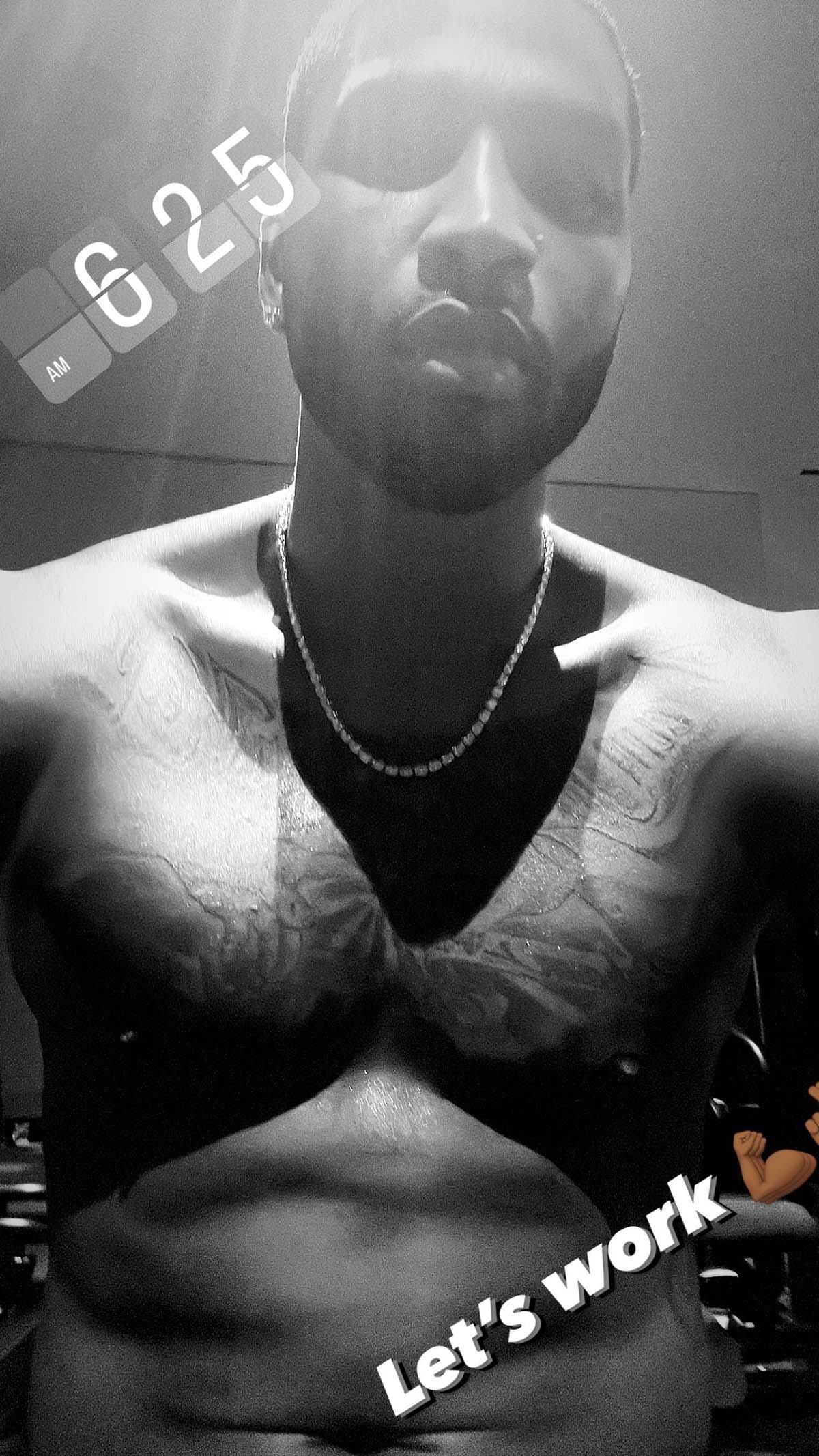 Tristan Thompson Goes Shirtless After Khloe Kardashian's Cheating Clip ...