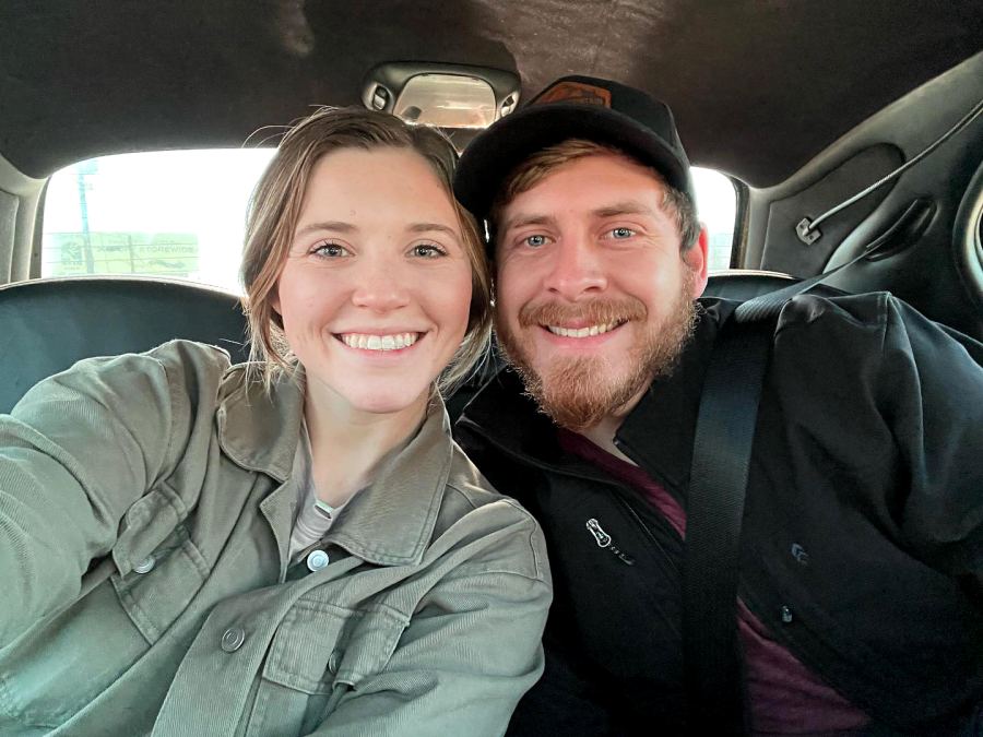 Joy-Anna Duggar, Husband Austin Forsyth Reveal Sex of Baby No. 3 | Us ...