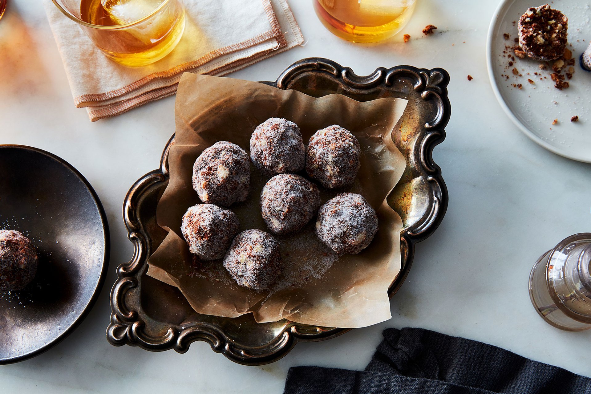 Elizabeth Chambers Shares Bourbon Ball Holiday Dessert Recipe | Us Weekly