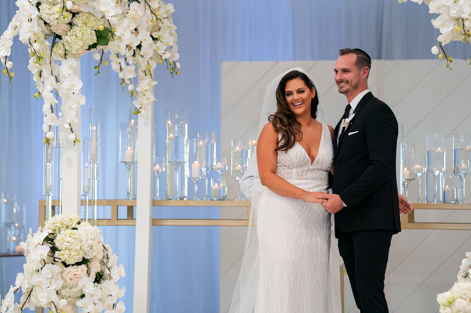 Love Is Blind's Alexa, Brennon Reveal Whether They Signed Prenup | Us ...