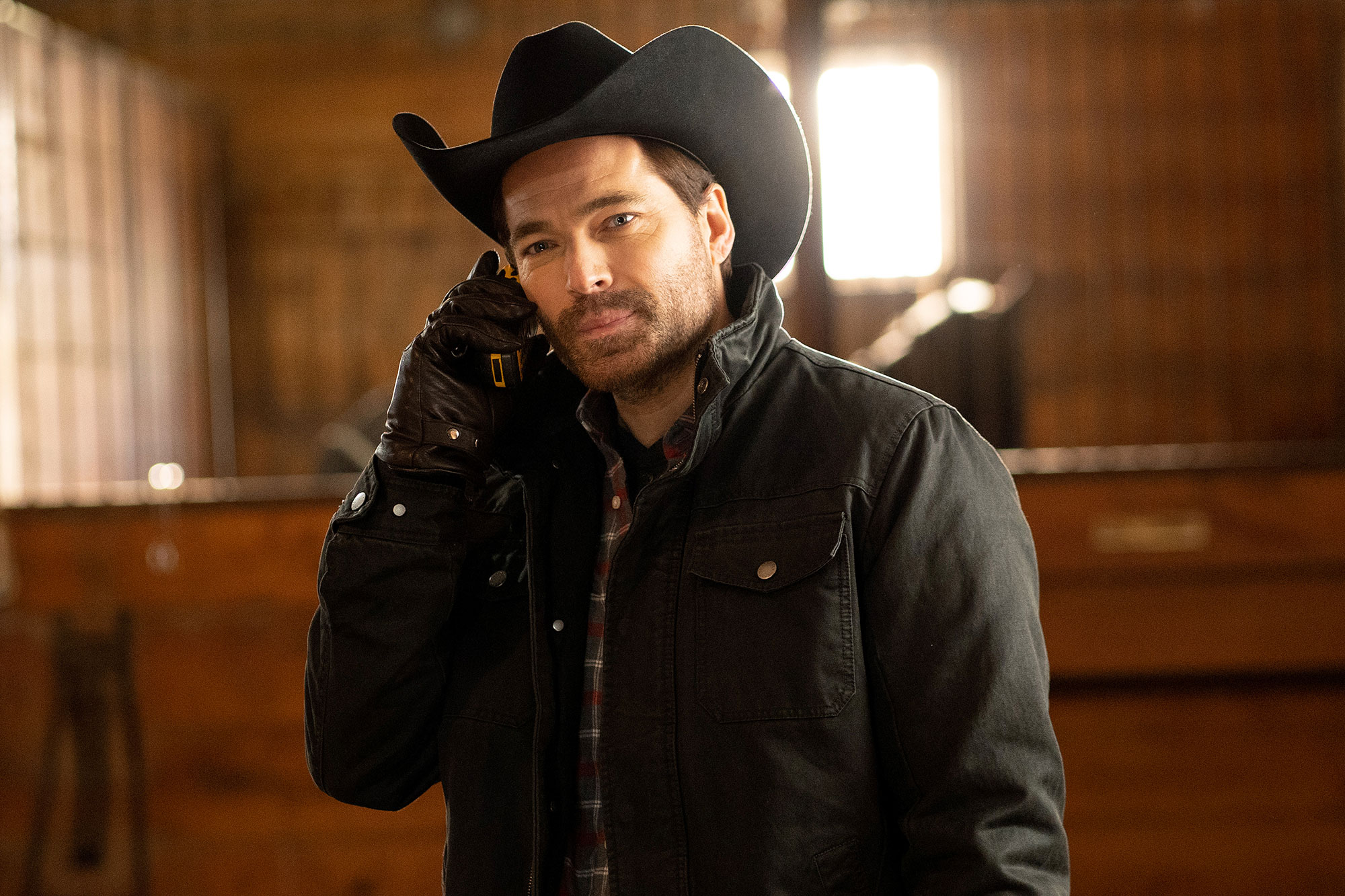 Tim Rozon File:Tim Rozon At Galaxy Con Richmond 2023.jpg Wikimedia