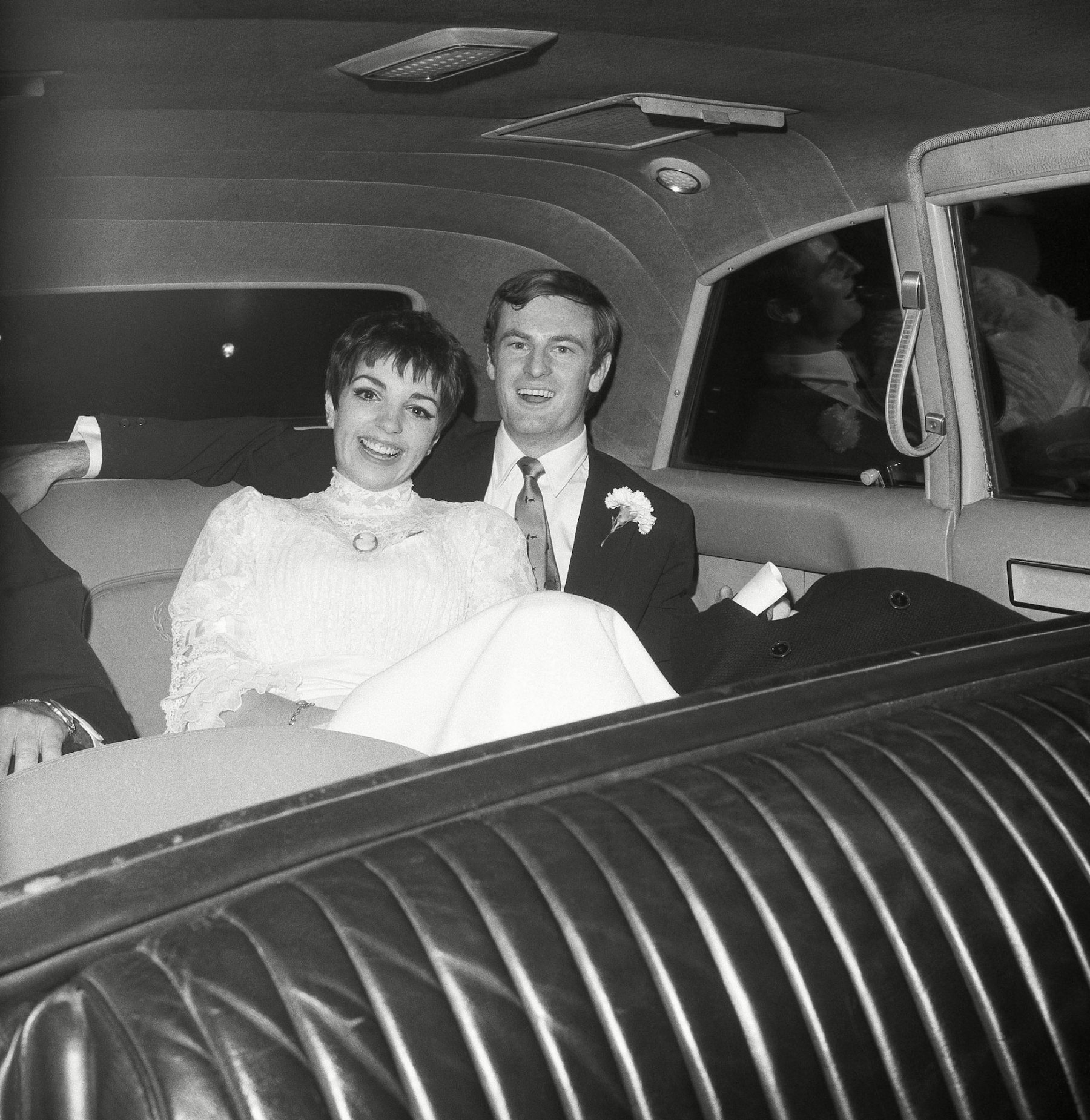 Liza Minnelli Through the Years: Her Life in Photos | Us Weekly