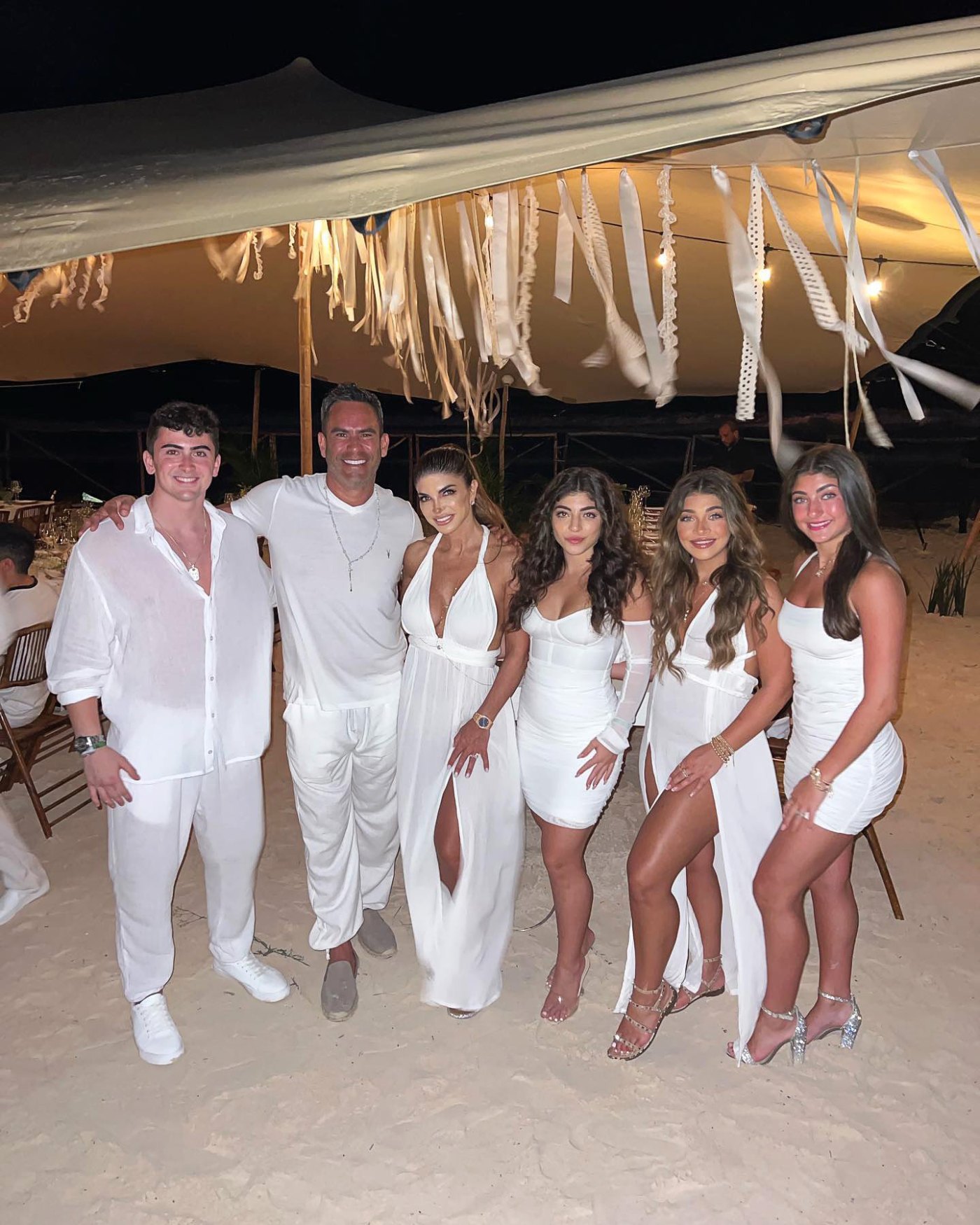 Teresa, Joe Giudice's Family Moments Raising 4 Daughters: Pics ...