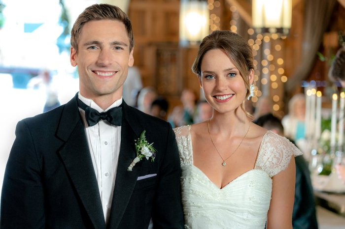 Andrew Walker’s Hallmark Movies: A Guide, Unofficial Ranking | Us Weekly
