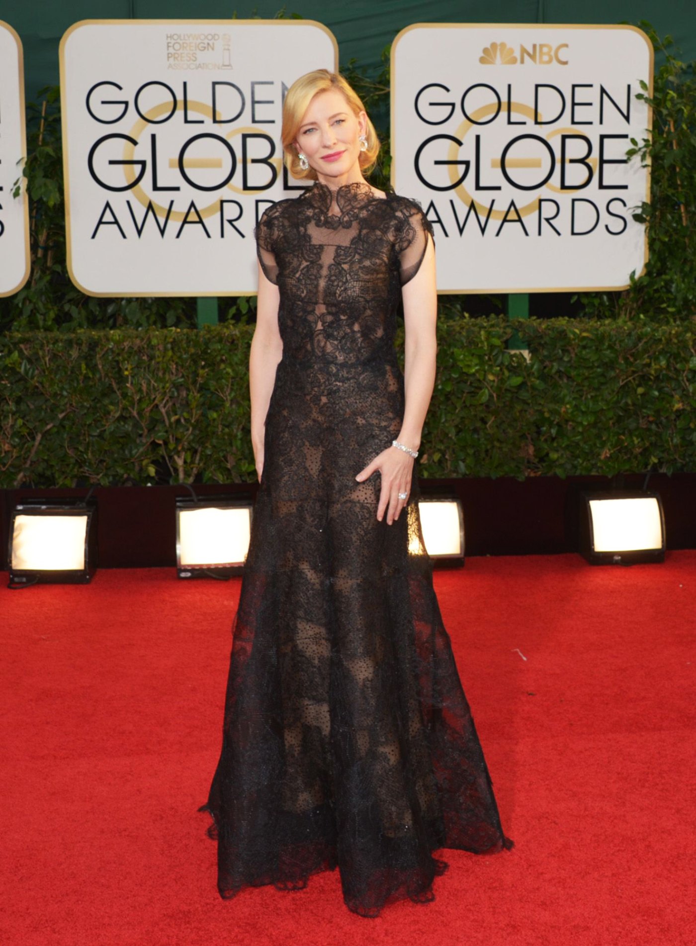 Cate Blanchett’s SAGs Look Was a ‘Re-Purposed’ Dress She Wore Before ...