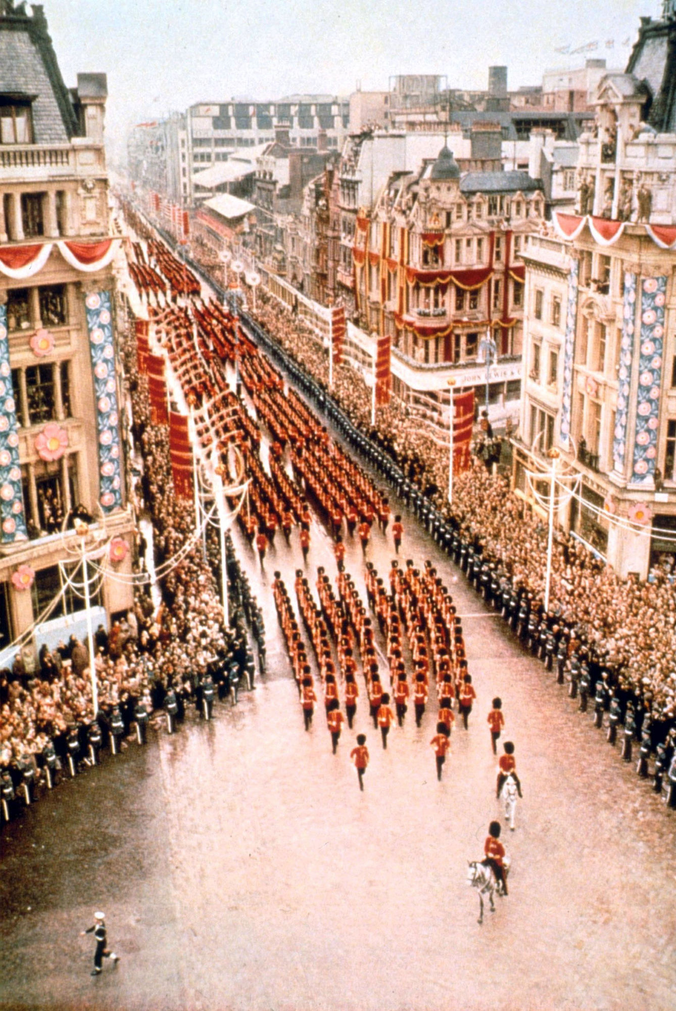 Queen Elizabeth II’s Coronation: Photos of the Royal Ceremony | Us Weekly