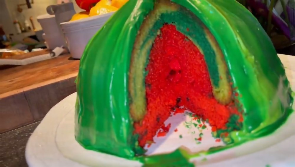 Blake Lively’s Best Baked Treats, Food Creations: Photos | Us Weekly
