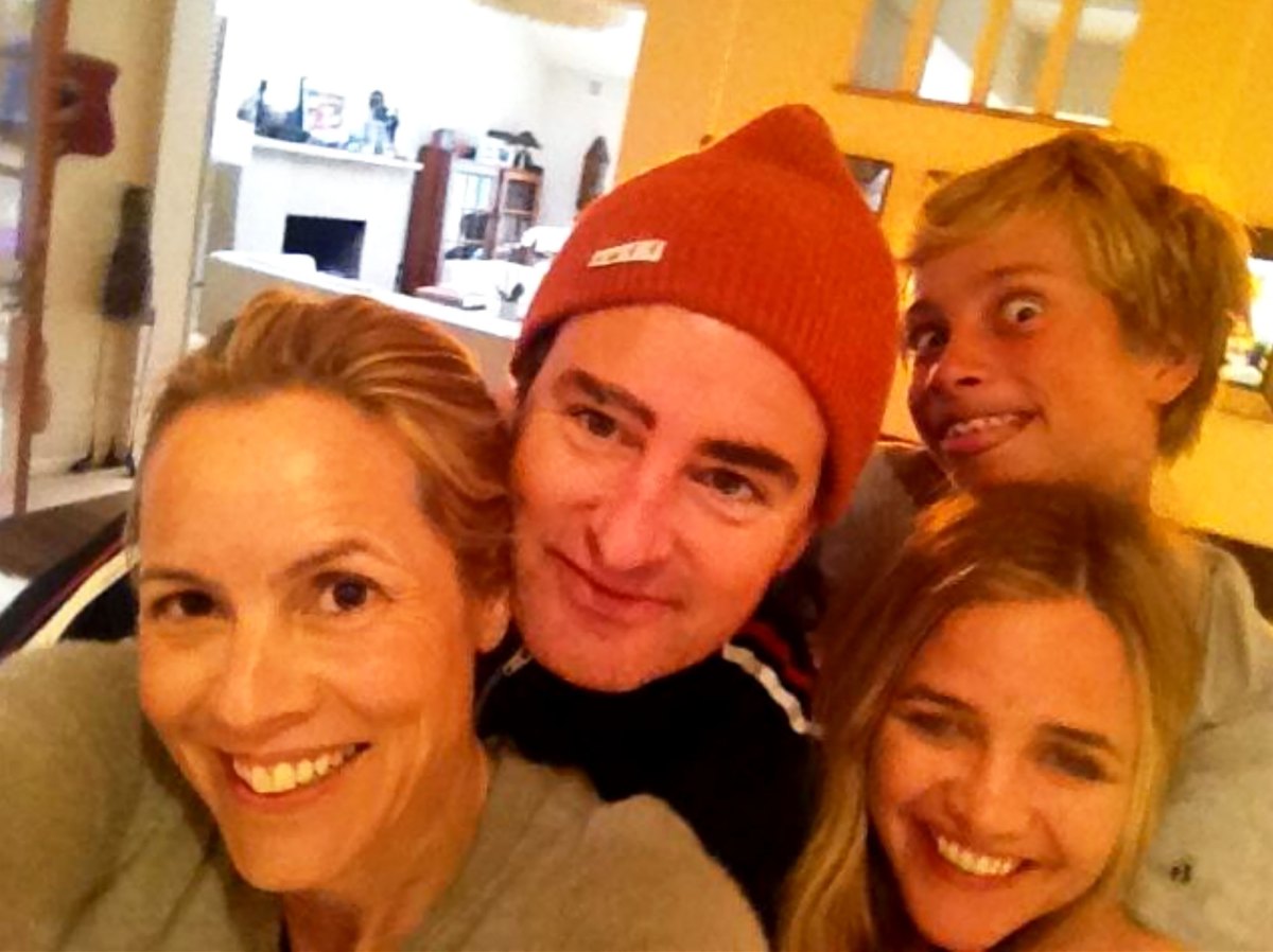 Maria Bello Posts Girlfriend, Ex-Boyfriend Photo After Coming Out Gay ...