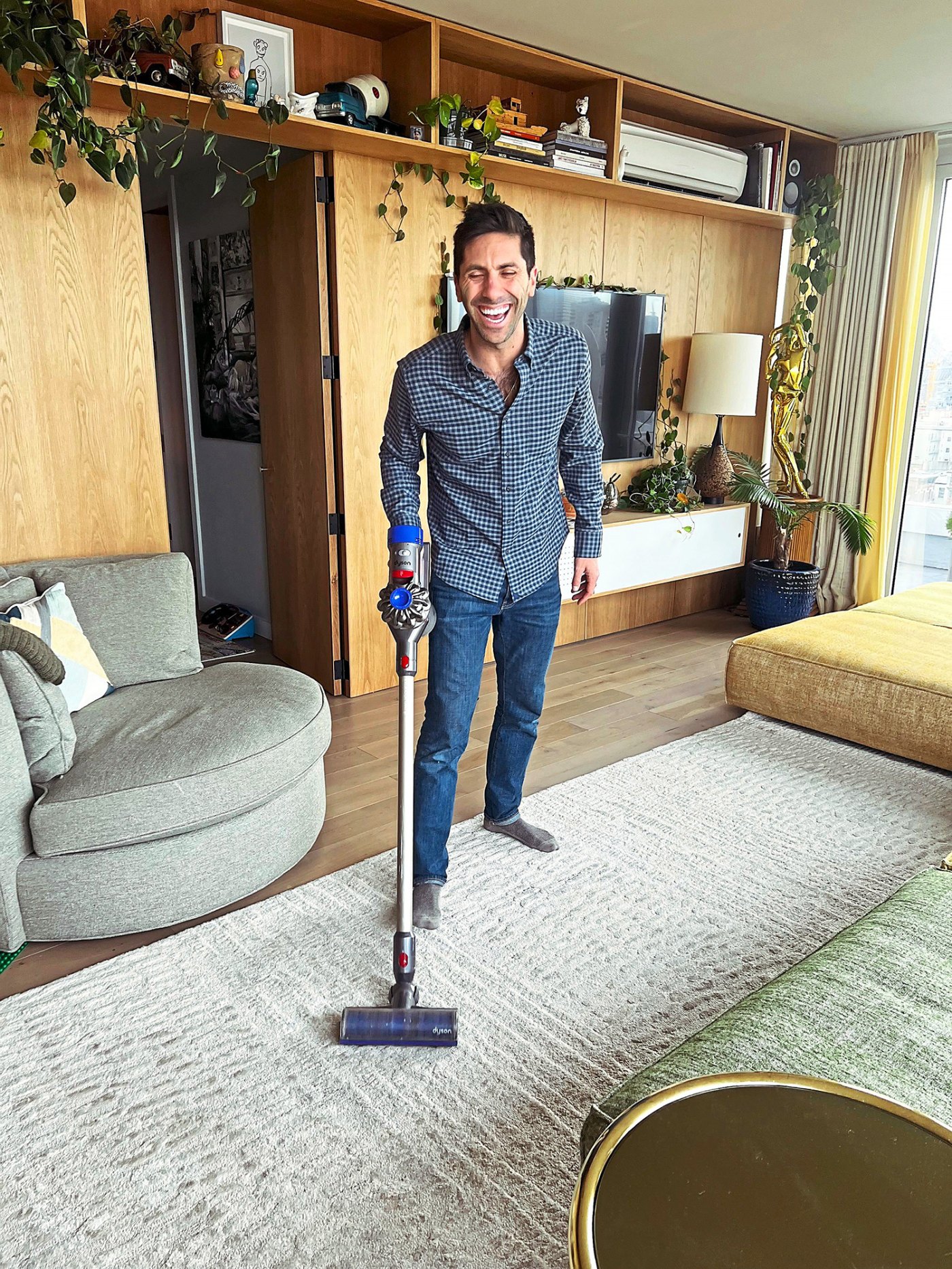 ‘Catfish’ Host and Producer Nev Schulman: Inside a Day in My Life | Us ...
