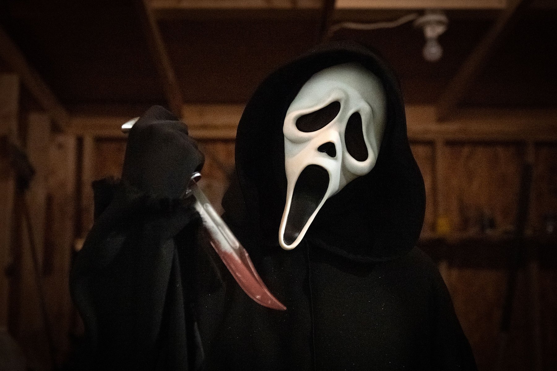 Scream Cast Changes Explained — Including Who Was Almost Ghostface | Us ...